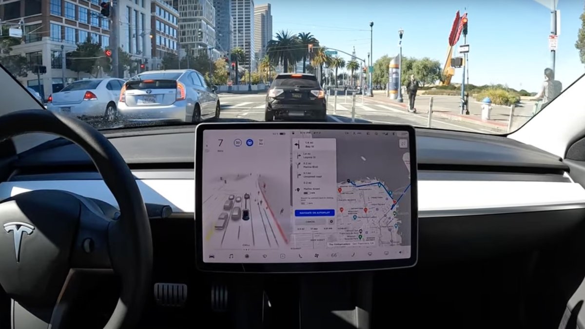 테슬라, 라이브 데모 세션과 함께 한 달간 FSD 무료 체험 서비스 시작
